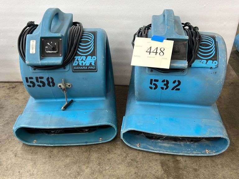 (2) DRI-EAZ SAHARA 1 AIR MOVERS - Earl's Auction Company