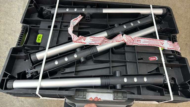 KETER PRO FOLDING WORK TABLE - Earl's Auction Company