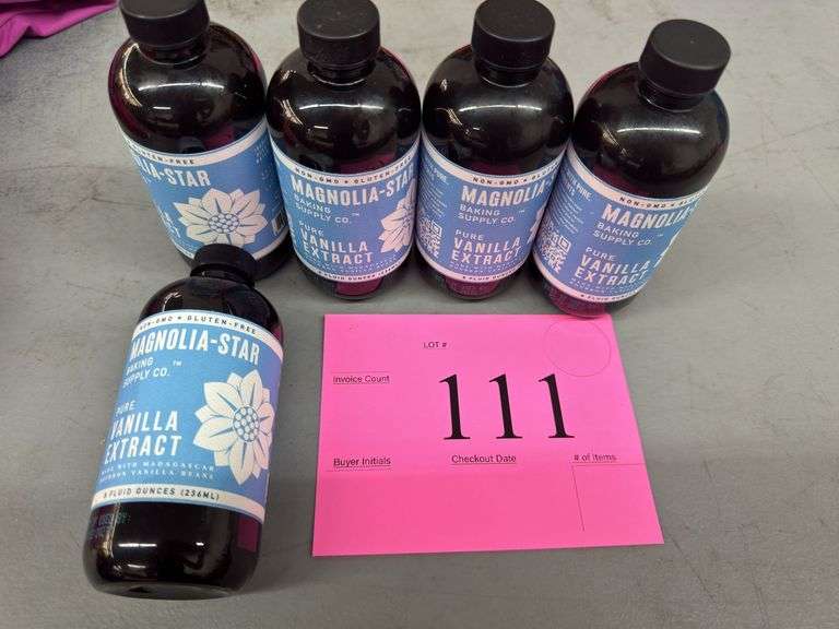 (5) BOTTLES OF MAGNOLIA STAR PURE VANILLA EXTRACT - Earl's Auction Company