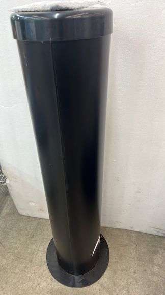 RIGASAN PENGUIN FOOT PUMP DISPENSER - BLACK - Earl's Auction Company