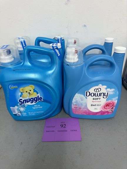 4PC LAUNDRY SOFTENER LOT - SNUGGLE & DOWNY - Earl's Auction Company