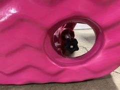 RECLINING POOL CHAIR FLOAT - PINK - Earl's Auction Company