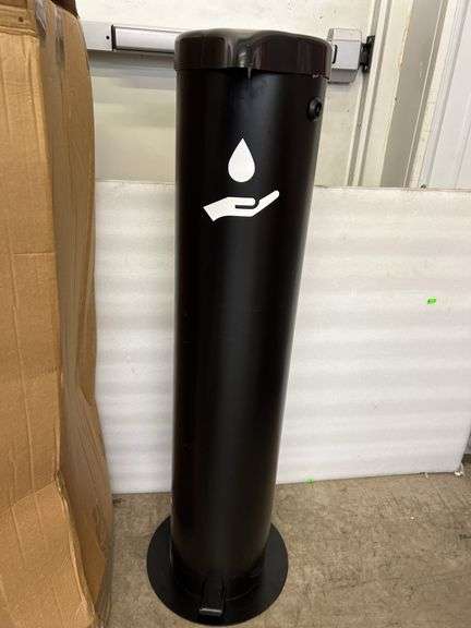 (2) RIGASAN PENGUIN FOOT PUMP DISPENSER UNITS - BLACK - Earl's Auction ...