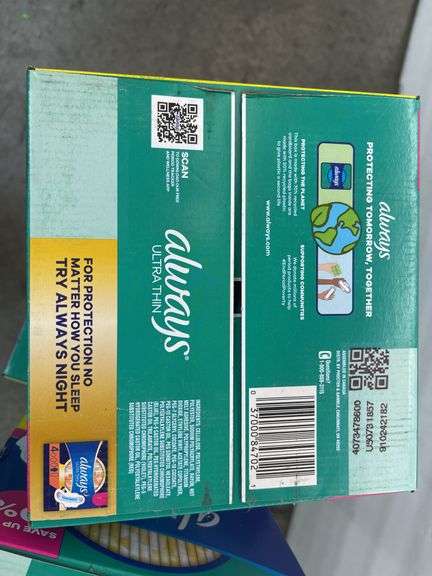 (8) BOXES OF ALWAYS ULTRA THIN PADS - Earl's Auction Company
