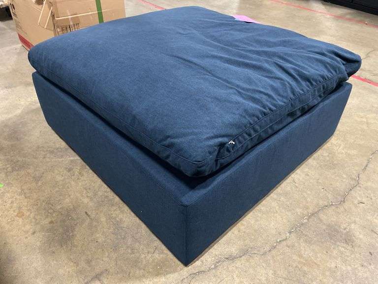 LARGE BLUE OTTOMAN - Earl's Auction Company