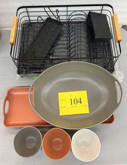7PC KITCHEN LOT - SERVEWARE & DISHRACK - Earl's Auction Company