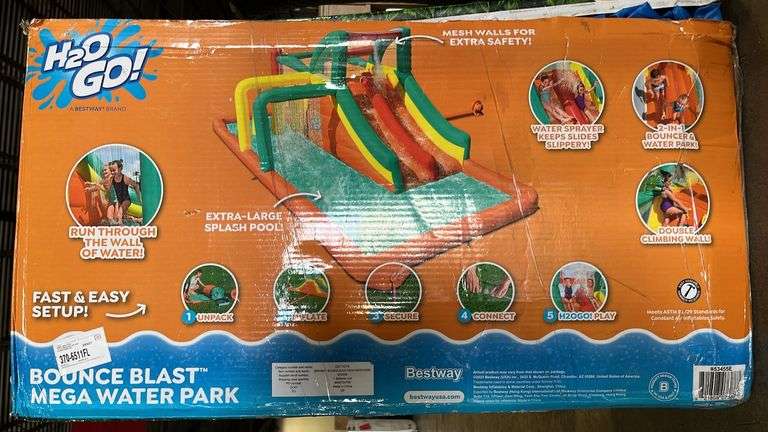 H20 GO BOUNCE BLAST MEGA WATER PARK IN BOX - Earl's Auction Company