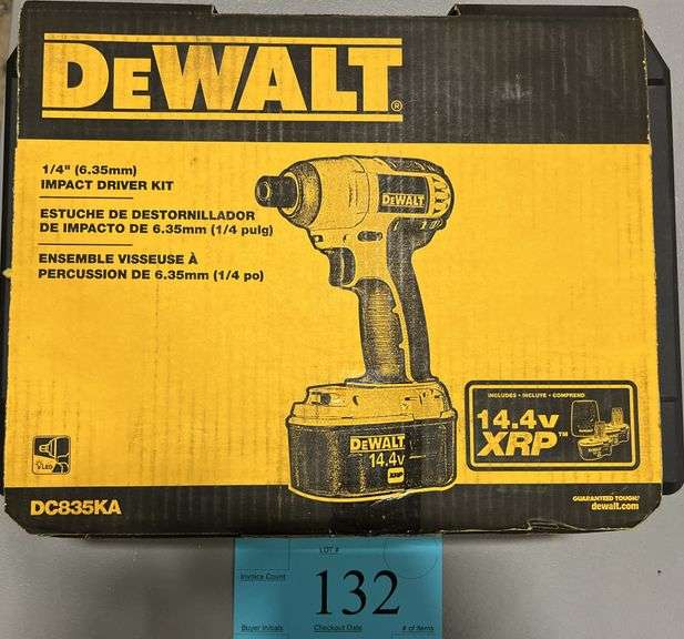 DEWALT 14.4V XRP 1/4" IMPACT DRIVER KIT IN CASE - Earl's Auction Company