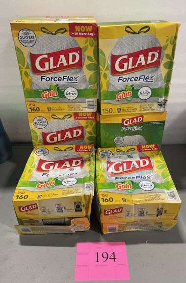 (6) BOXES OF GLAD TRASH BAGS - Earl's Auction Company