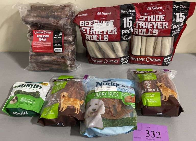 (7) BAGS OF ASSORTED DOG TREATS - SEE PHOTOS - Earl's Auction Company