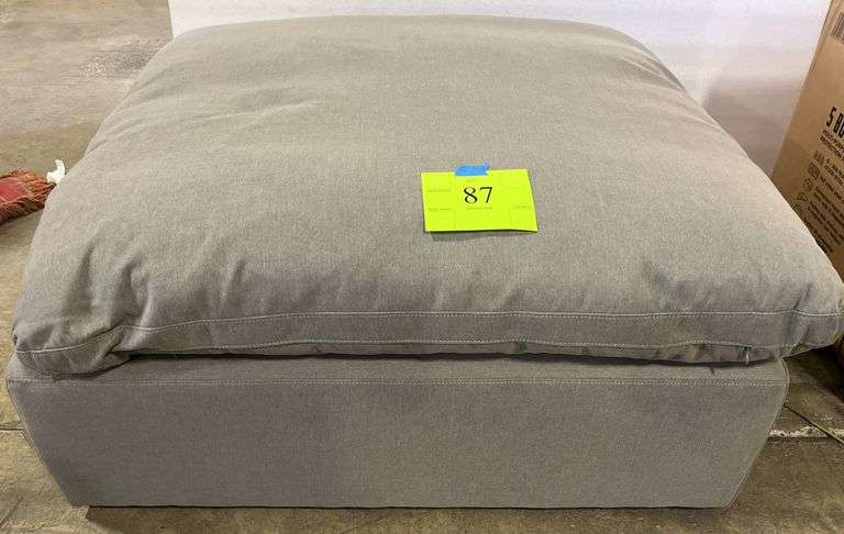 LARGE GREY OTTOMAN - Earl's Auction Company