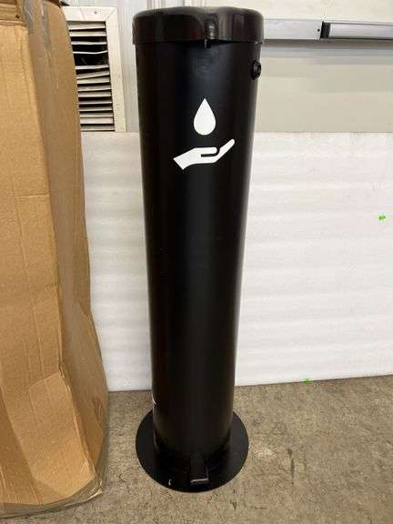 (2) RIGASAN PENGUIN FOOT PUMP DISPENSER UNITS - BLACK - Earl's Auction ...