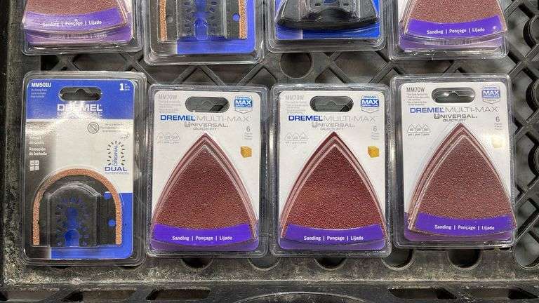 MISC LOT OF DREMEL MULTI TOOL SANDING ATTACHMENTS - Earl's Auction Company