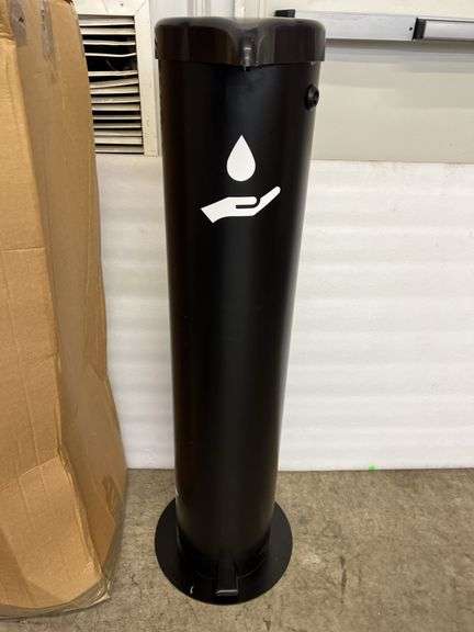(2) RIGASAN PENGUIN FOOT PUMP DISPENSER UNITS - BLACK - Earl's Auction ...