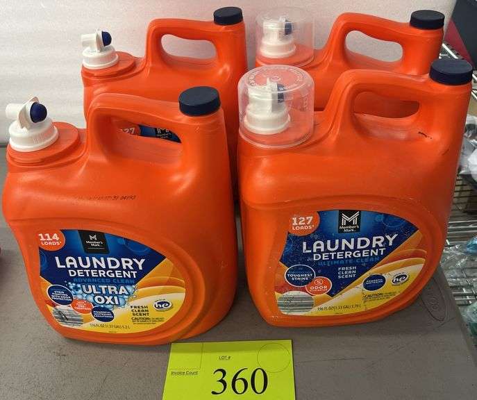 (4) JUGS OF LAUNDRY DETERGENT - Earl's Auction Company