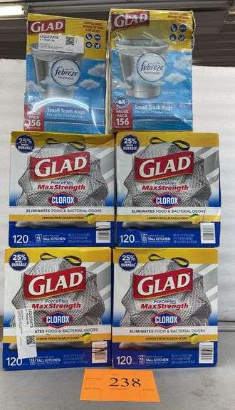(6) BOXES OF GLAD TRASH BAGS - Earl's Auction Company