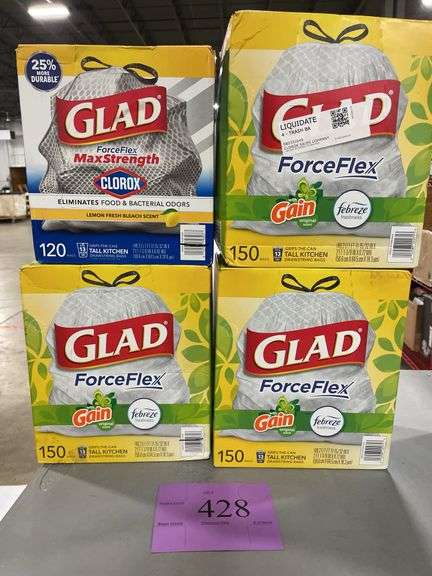 (4) BOXES OF GLAD TRASH BAGS - Earl's Auction Company