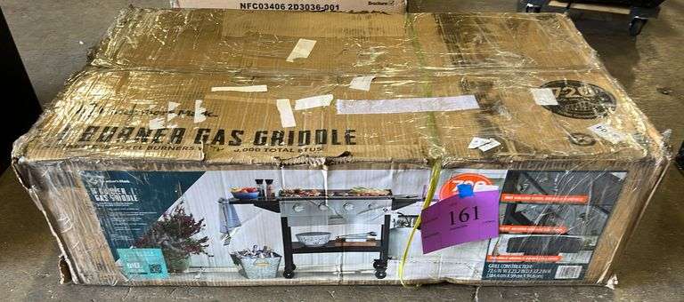 4 BURNER GAS GRIDDLE IN BOX - Earl's Auction Company