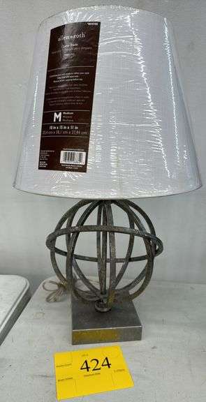 ALLEN + ROTH TABLE LAMP W/ SHADE - Earl's Auction Company