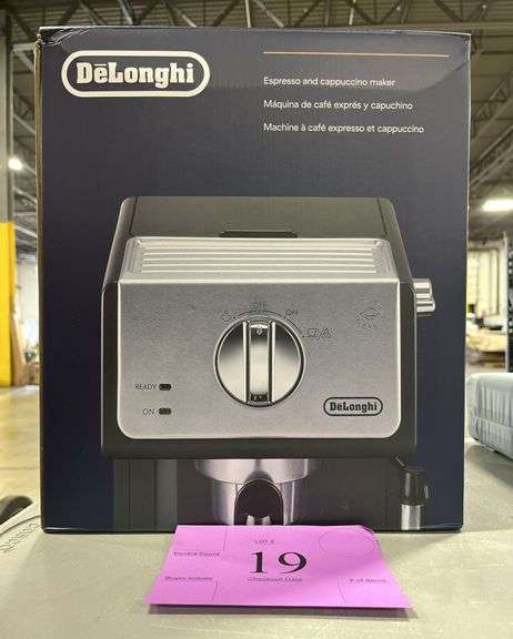 DELONGHI ESPRESSO & CAPPUCCINO MAKER IN BOX - Earl's Auction Company