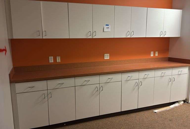 BASE CABINETS W/ COUNTERTOP & WALL CABINETS - WHITE - Earl's Auction ...