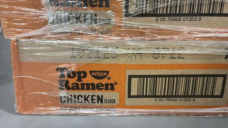 (5) PACKS OF TOP RAMEN CHICKEN FLAVOR - Earl's Auction Company