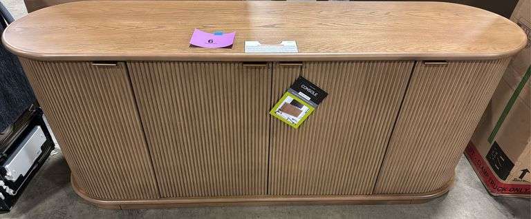 CALLEN NATURAL FINISH CONSOLE - Earl's Auction Company