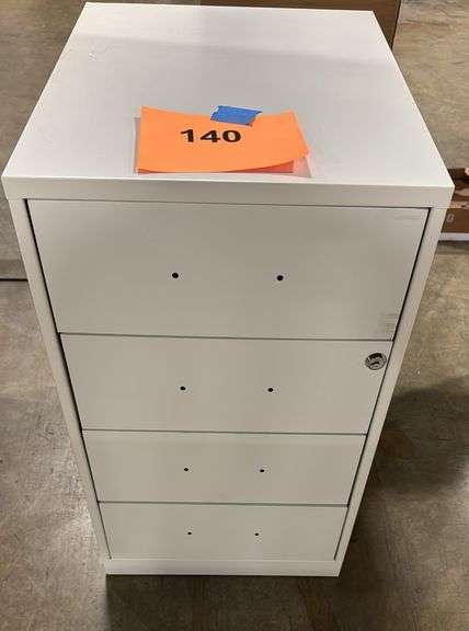 4 DRAWER SMALL WHITE FILING CABINET - Earl's Auction Company