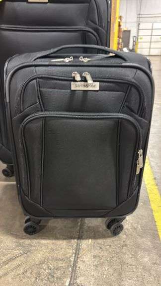 SAMSONITE 2PC SOFTSHELL LUGGAGE SET - BLACK - Earl's Auction Company