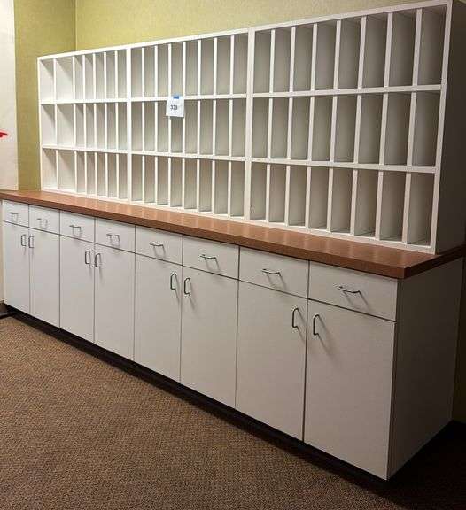 OFFICE MAIL SORTER UNIT - Earl's Auction Company