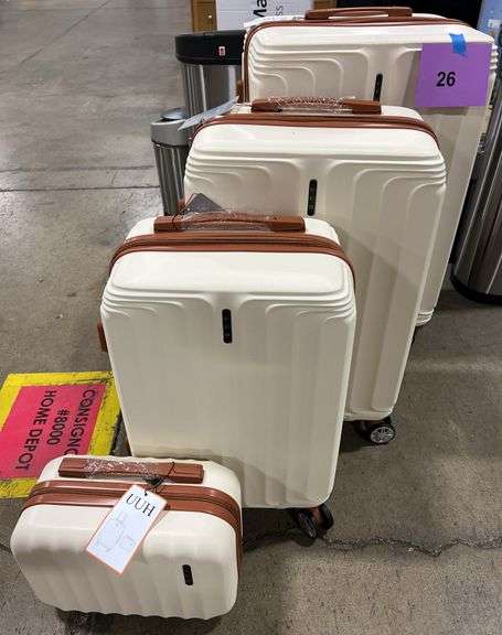 UUH 4PC HARDSHELL LUGGAGE SET - CREAM - Earl's Auction Company