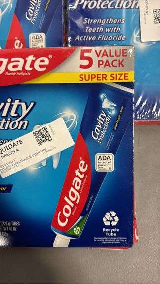 (5) PACKS OF COLGATE TOOTHPASTE (5 PER PACK) - Earl's Auction Company