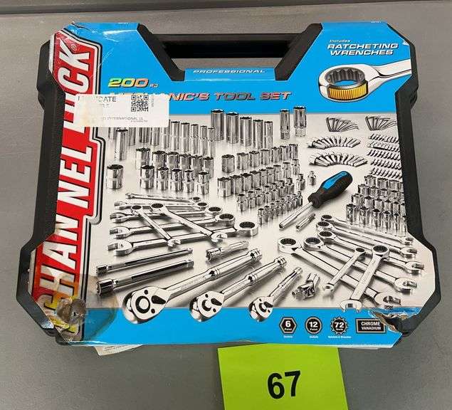CHANNEL LOCK 200PC MECHANICS TOOL SET IN CASE - Earl's Auction Company