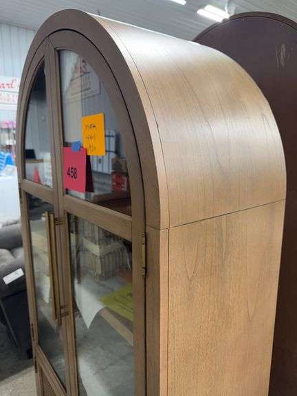 ENZO COLLECTION CABINET - BROWN - Earl's Auction Company