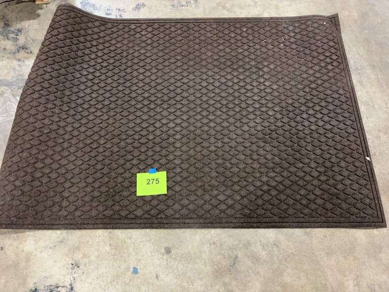 6X4FT DIAMOND SCRAPER DOOR MAT - BROWN - Earl's Auction Company