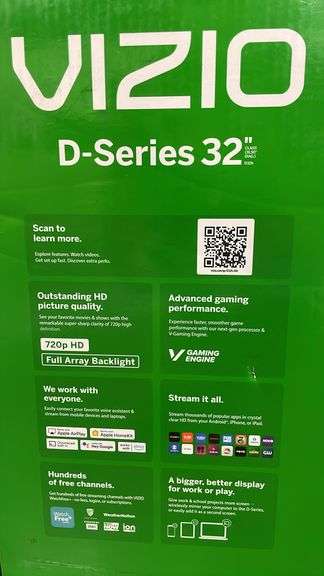 VIZIO 32" D SERIES SMART TV IN BOX - Earl's Auction Company