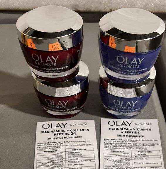 (4) JARS OF OLAY MOISTURIZER - Earl's Auction Company