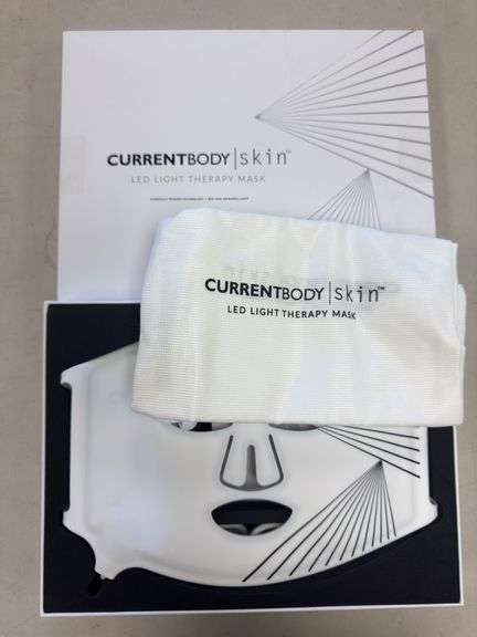CURRENT BODY SKIN LED LIGHT THERAPY MASK IN BOX - Earl's Auction Company