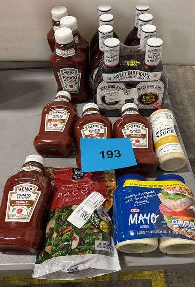 MISC LOT OF FOOD ITEMS - SEE PHOTOS - Earl's Auction Company
