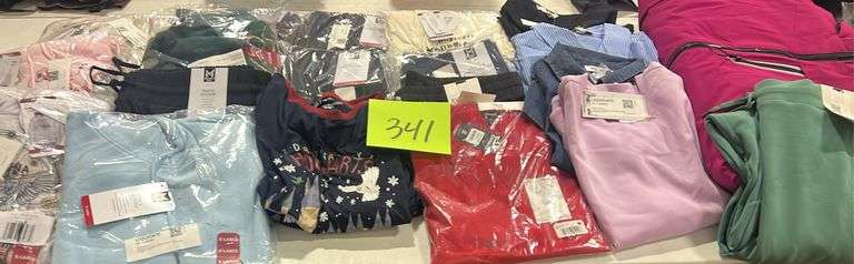 20PC WOMENS CLOTHING LOT - SIZE XL - Earl's Auction Company