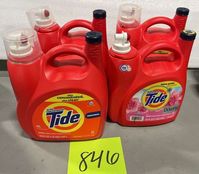 (4) JUGS OF TIDE DETERGENT - Earl's Auction Company