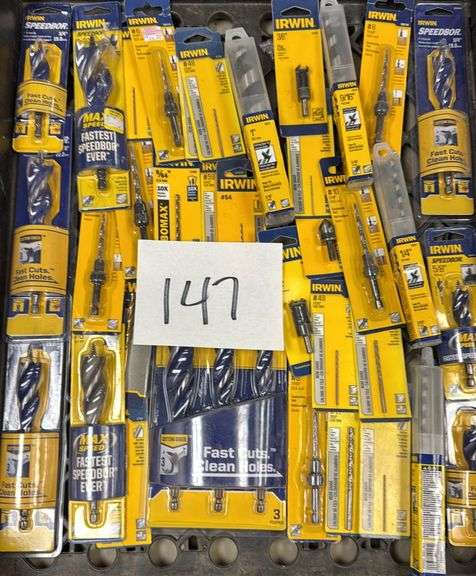 MISC LOT OF IRWIN DRILL BITS - Earl's Auction Company