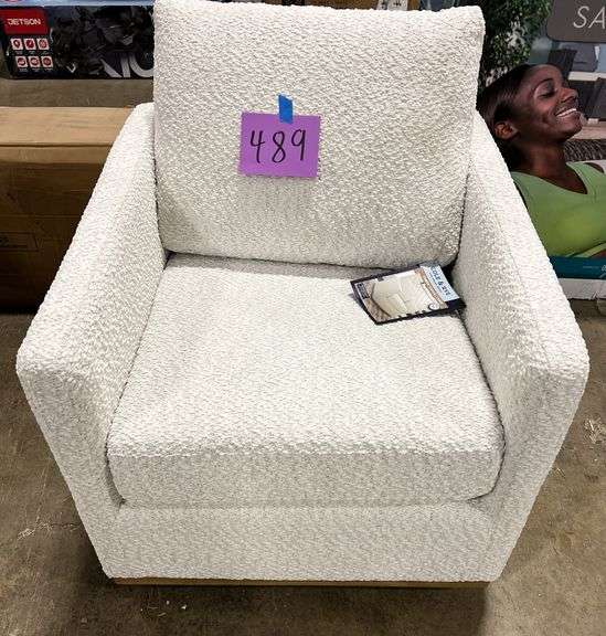 COLE & RYE FABRIC SWIVEL CHAIR - OFF WHITE - Earl's Auction Company