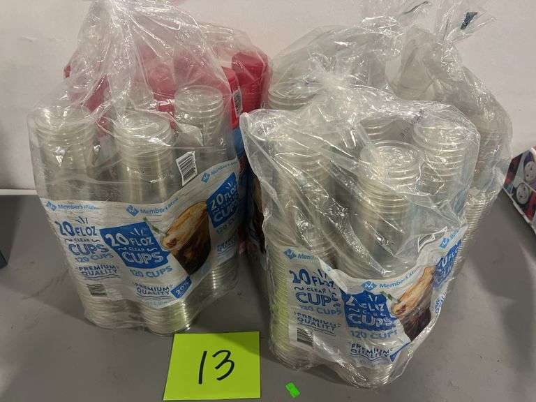 (5) PACKS OF PLASTIC CUPS - Earl's Auction Company