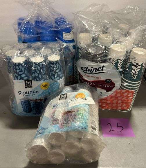 (5) PACKS OF PAPER/ PLASTIC CUPS - Earl's Auction Company