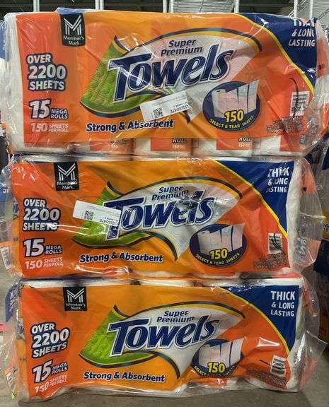 (3) PACKS OF PAPER TOWELS - Earl's Auction Company