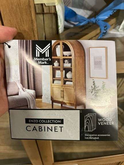 ENZO COLLECTION CABINET - BROWN - Earl's Auction Company