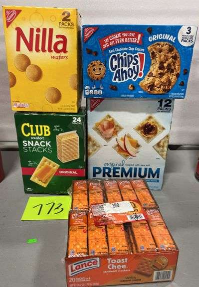 MISC LOT OF FOOD ITEMS - SEE PHOTOS - Earl's Auction Company