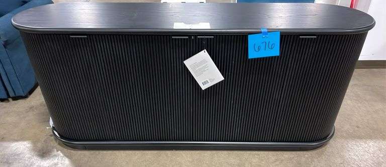 CALLEN WOOD CONSOLE - BLACK - Earl's Auction Company