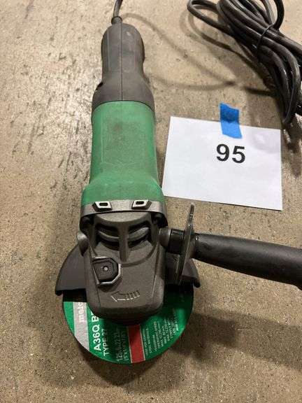 METABO 5" DISC GRINDER - Earl's Auction Company